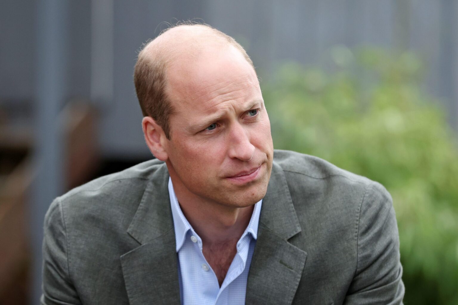 35 Surnames That Might Mean You're Related To The Royal Family