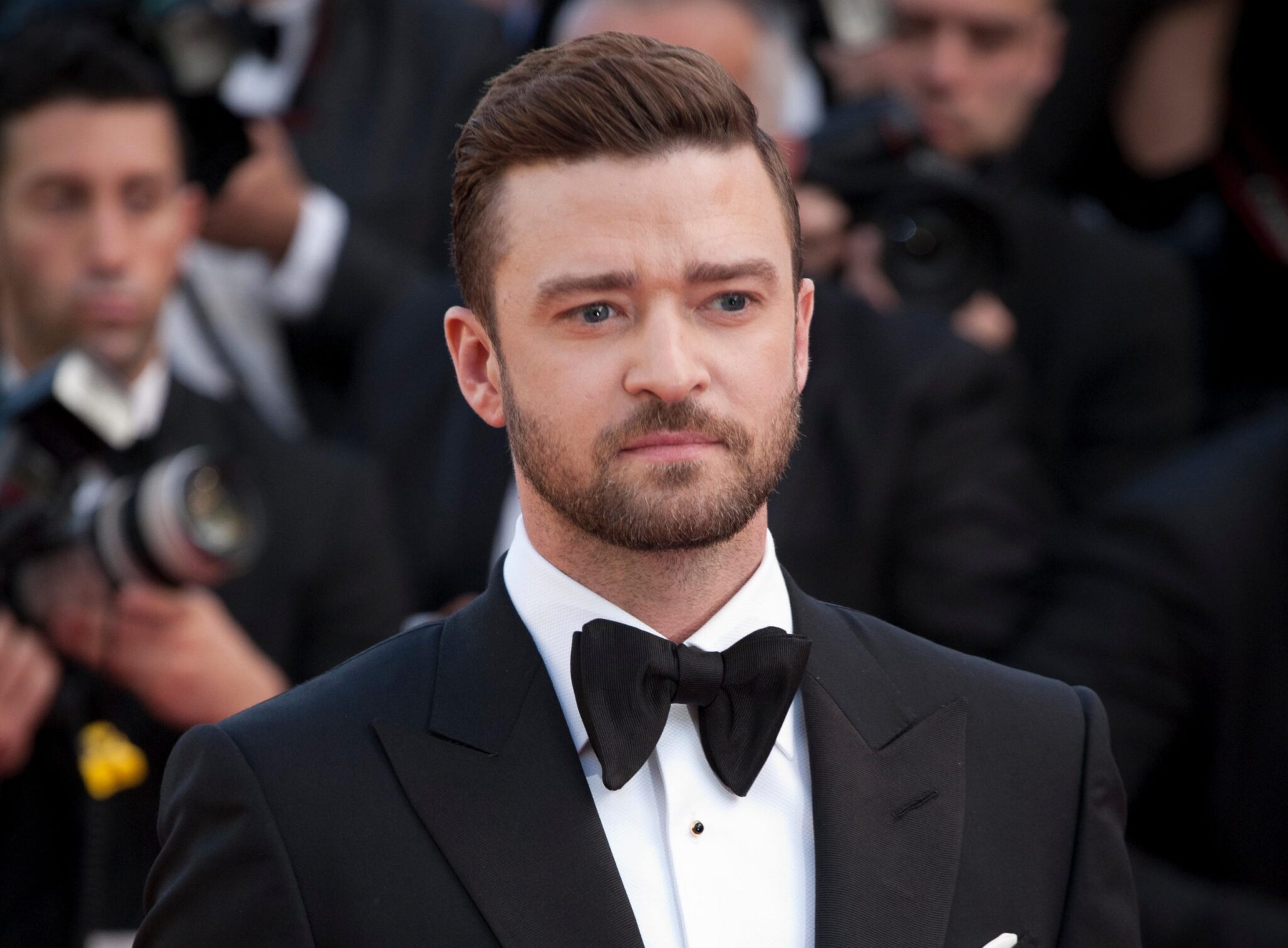 Justin Timberlake Has NSFW Bulge Malfunction During Concert
