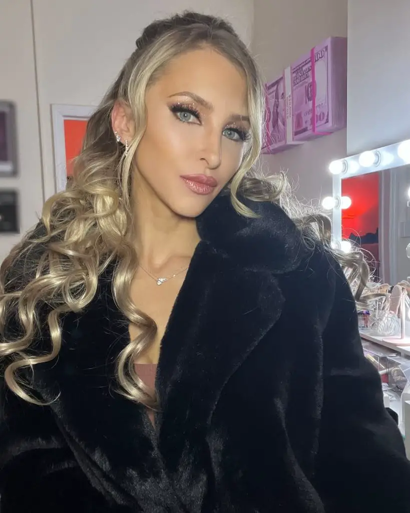 Adult Star Alix Lynx Reveals The Mistakes All Men Make In Bed